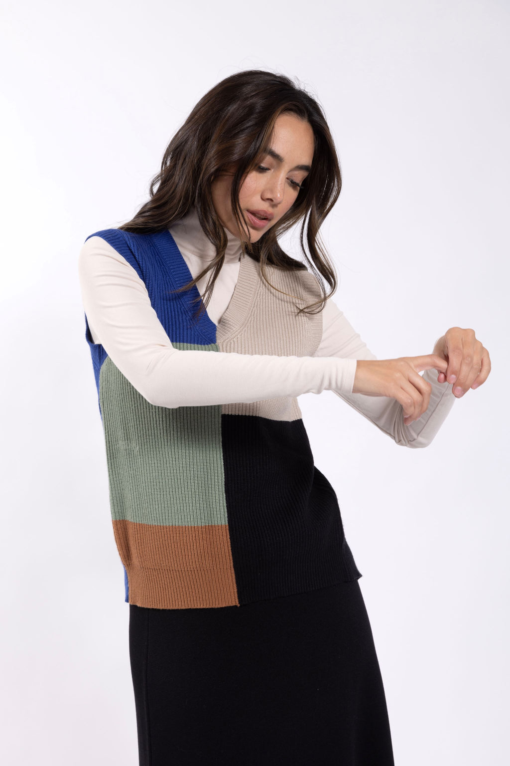 MC5611 MAPLE & CLIFF COLORBLOCK TIE BACK VEST – Wesley Hills Boutique